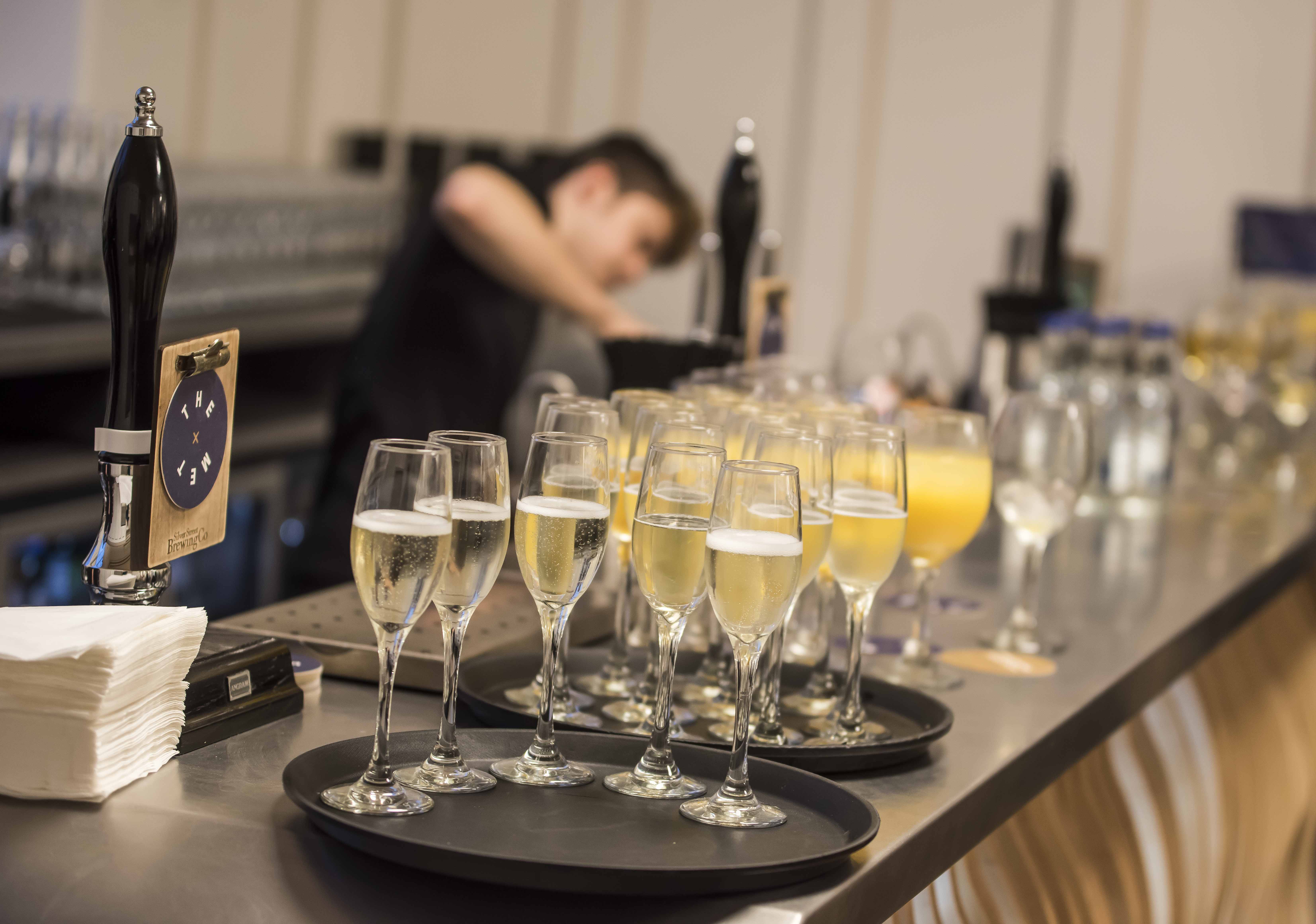 Theatre Bars & Food | The Met